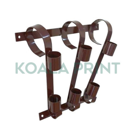 Rudos spalvos, trivietis vėliavos laikiklis